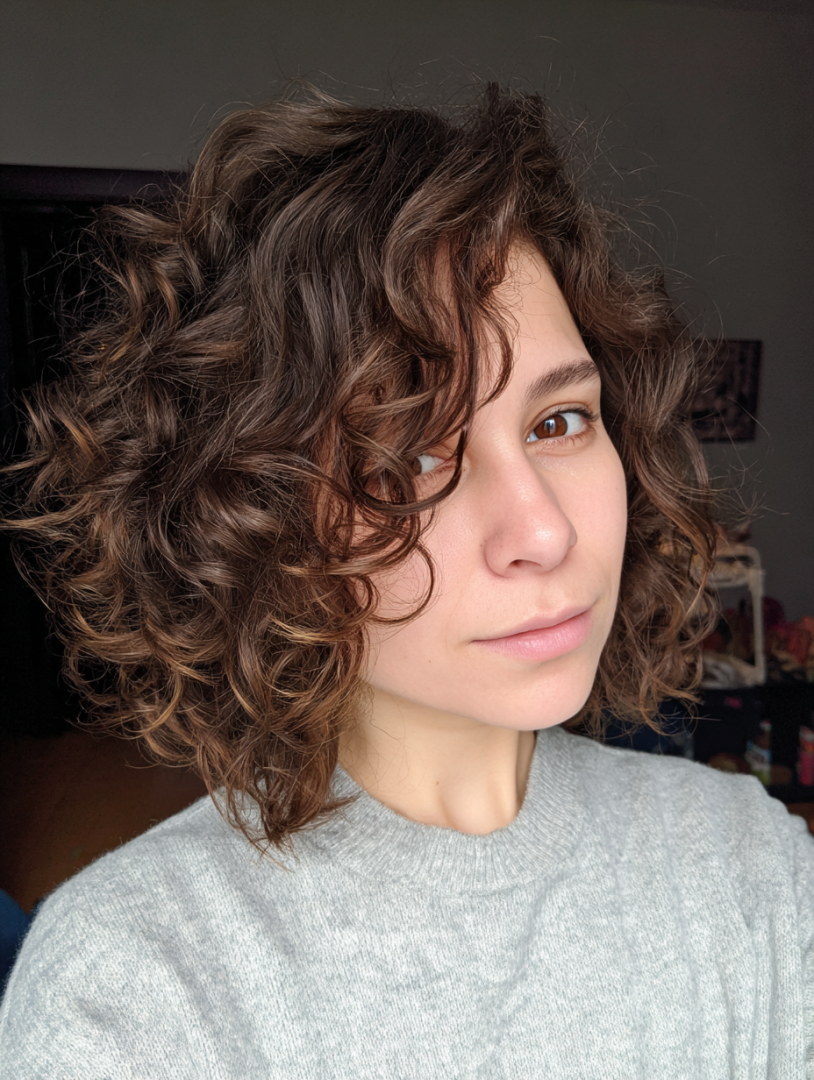 24 Curly Short Hairstyles That Show Off Natural Volume